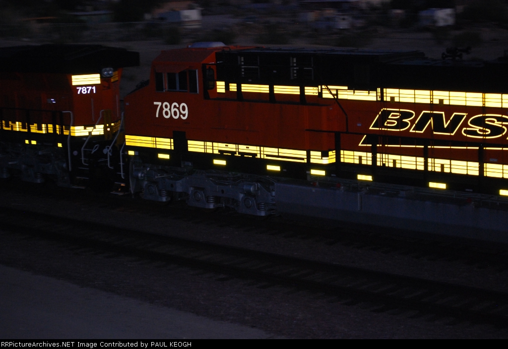 BNSF 7869 with BNSF 7871 Leading her roll west at daybreak as they pull a westbound Z towards LA ...